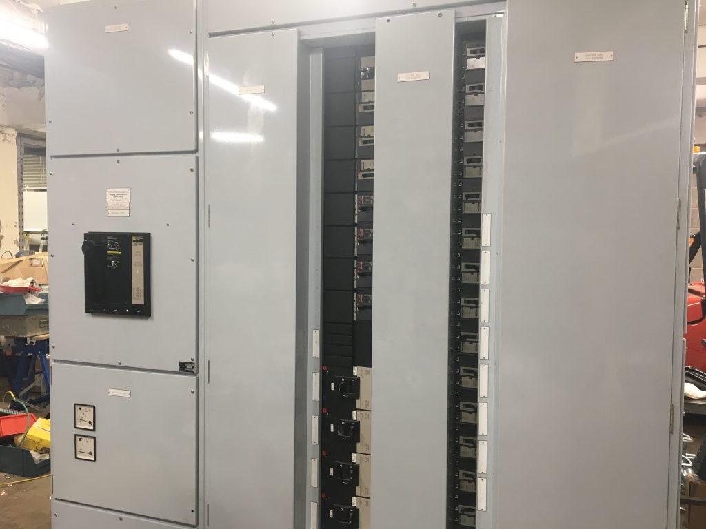 SQ D 1600 amp I-Line MCCB Board - HemSub